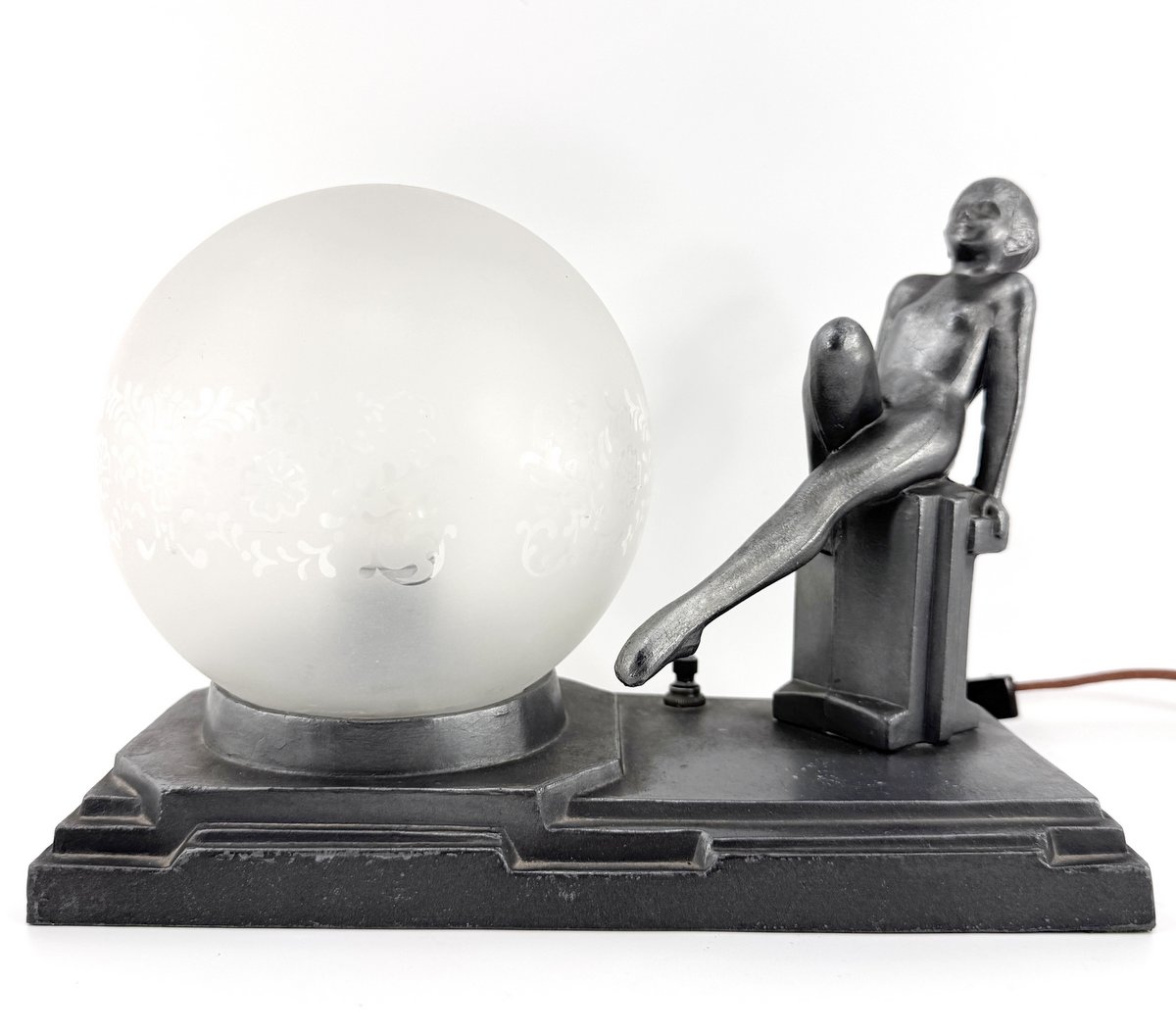 Products: Art Deco Lady Lamp – Finer Things Antiques